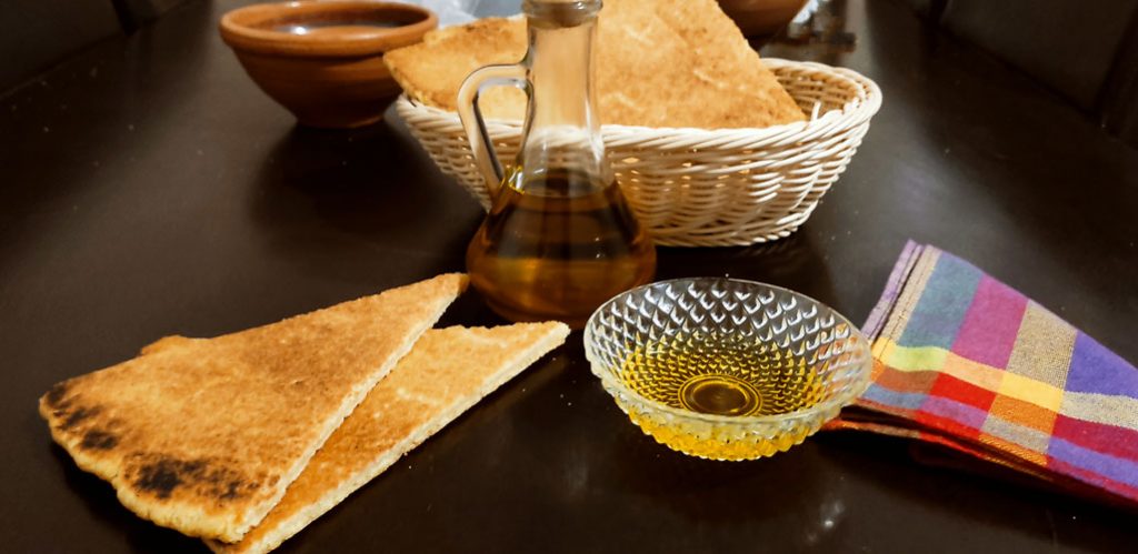 Galette kabyle à la semoule (Aghrum akourane ou Kesra)